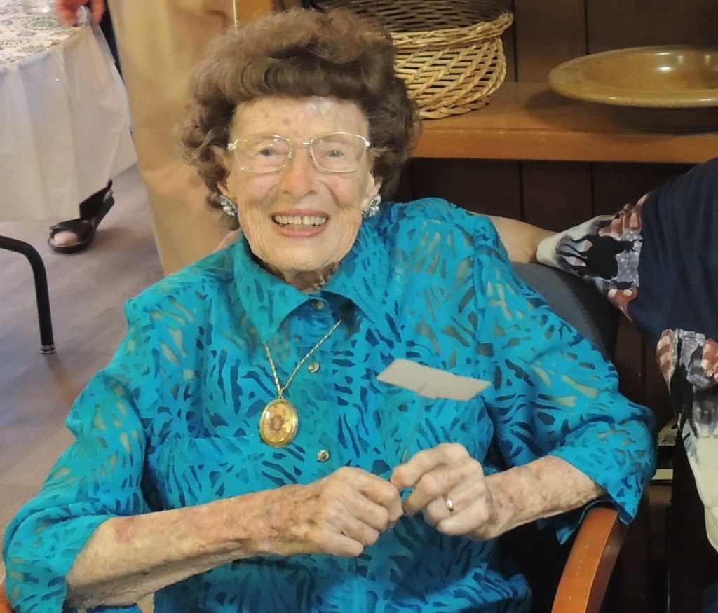The Rose Lady of Yuma's Garden Clubs - Arizona Federation of Garden Clubs
